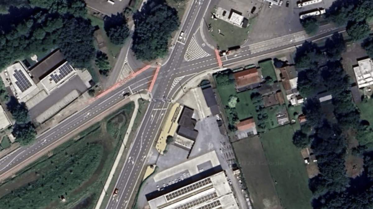 Werken aan kruispunt Hezemeer en Nieuwe Baan in Eindhout | GVA